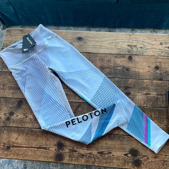 Peloton | Pants & Jumpsuits | Nwt Peloton With Leggings | Poshmark